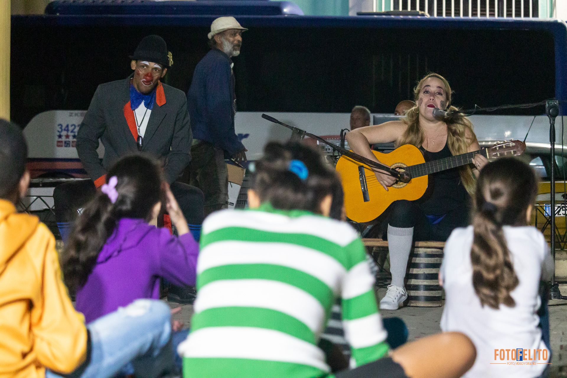 Chapotín y Flautina cautivaron al público con color y alegrías (+fotos ...